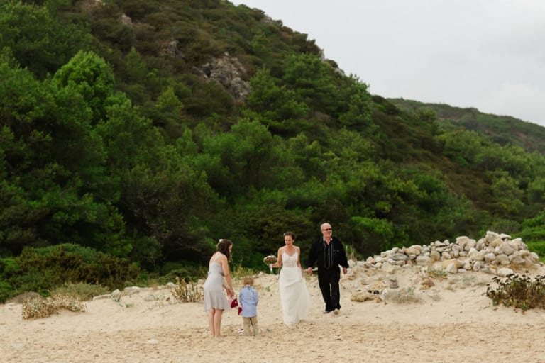 Stefanie + Lukas, Beach Elopement Algarve Portugal » Wedding and ...